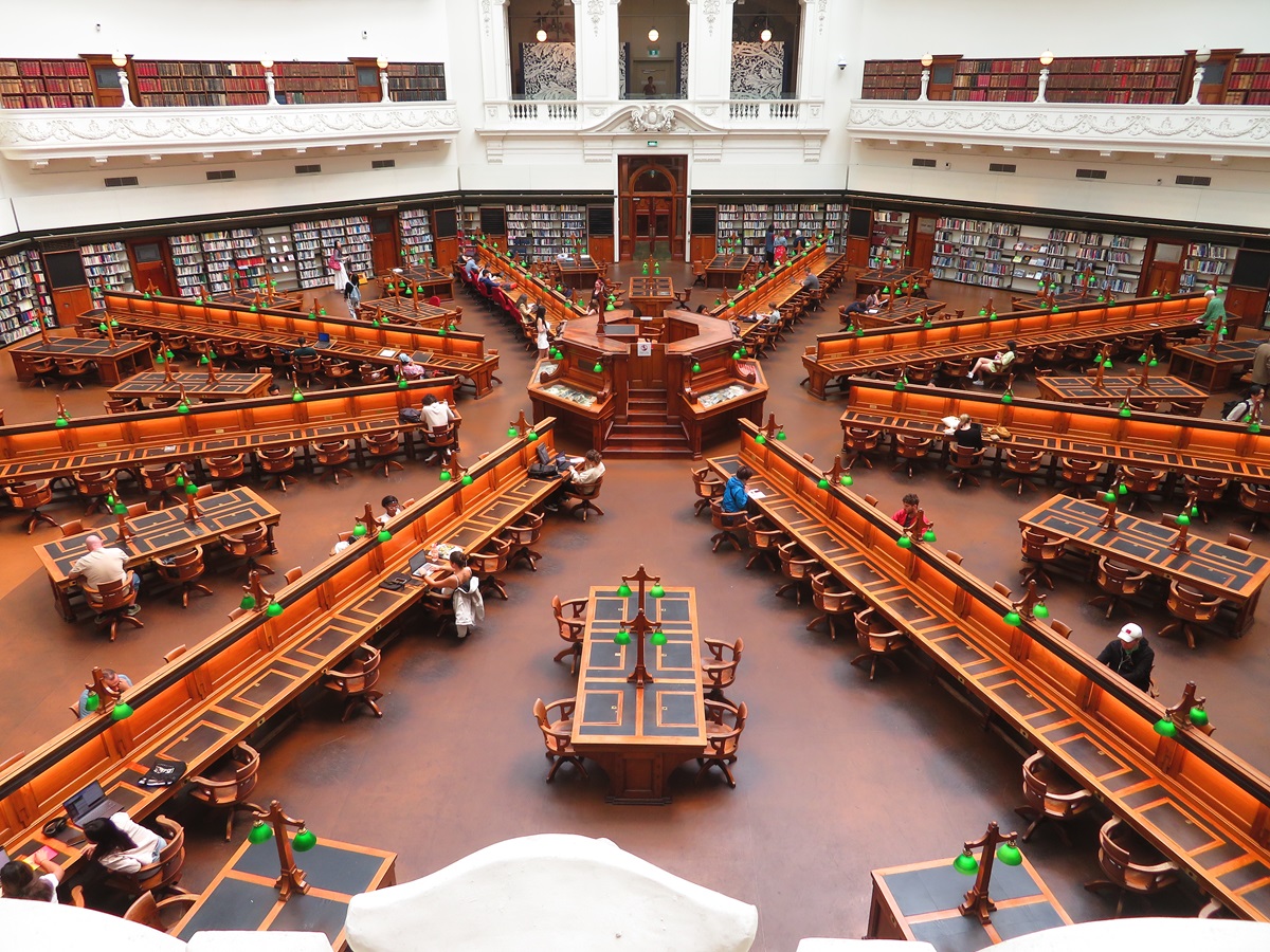 Strolling the Stunning & Stupendous Halls of the State Library Victoria ...