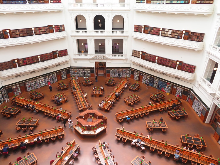 Strolling the Stunning & Stupendous Halls of the State Library Victoria ...